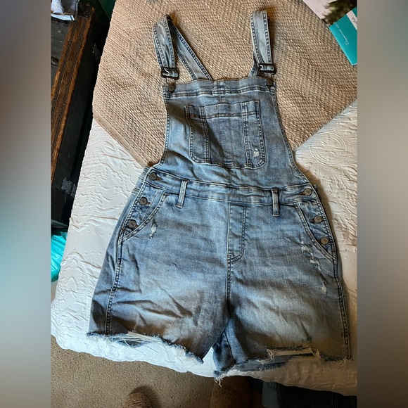 Judy Blue | Shorts | Judy Blue Light Wash Denim Overalls | Poshmark